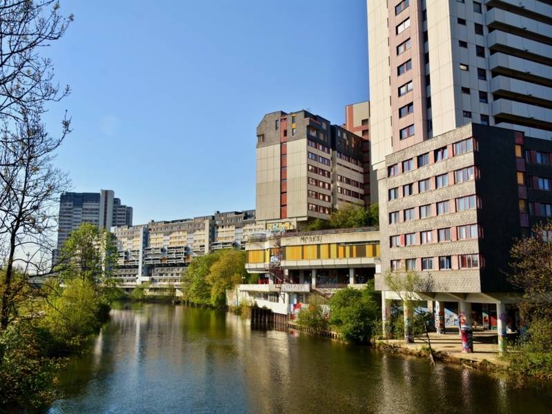 Das Schwimmbad im Ihme-Zentrum - Hannover.de