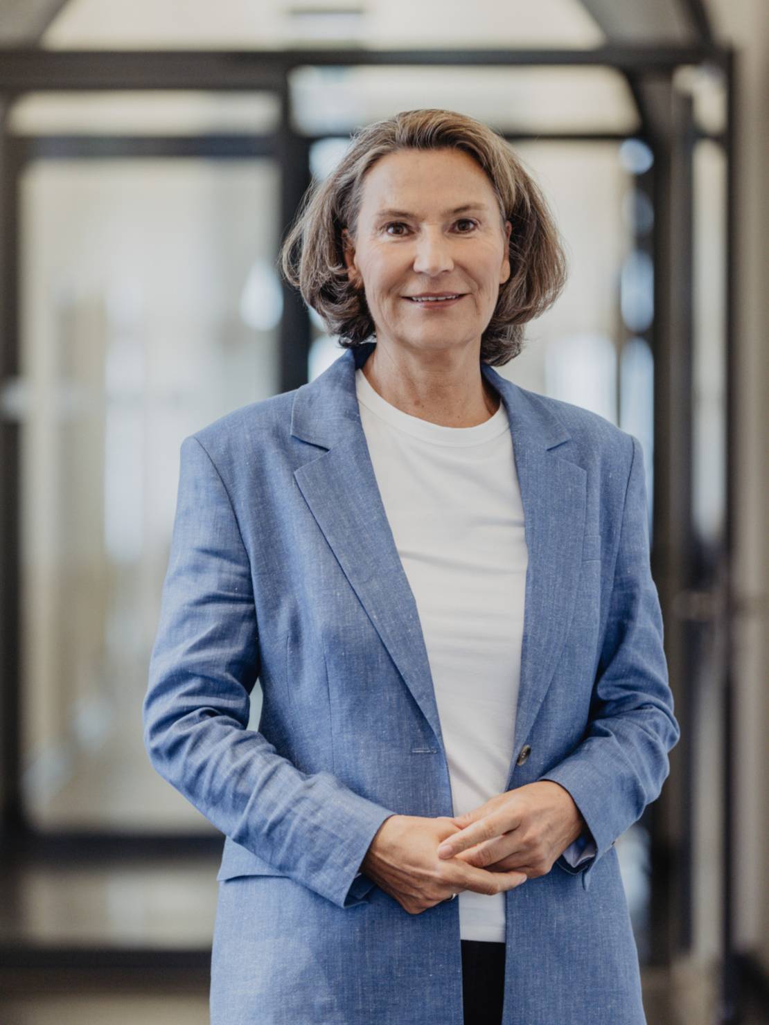 Region Hannover mit Aufnahmequote von 1749 Menschen | 2024 | Archiv ...