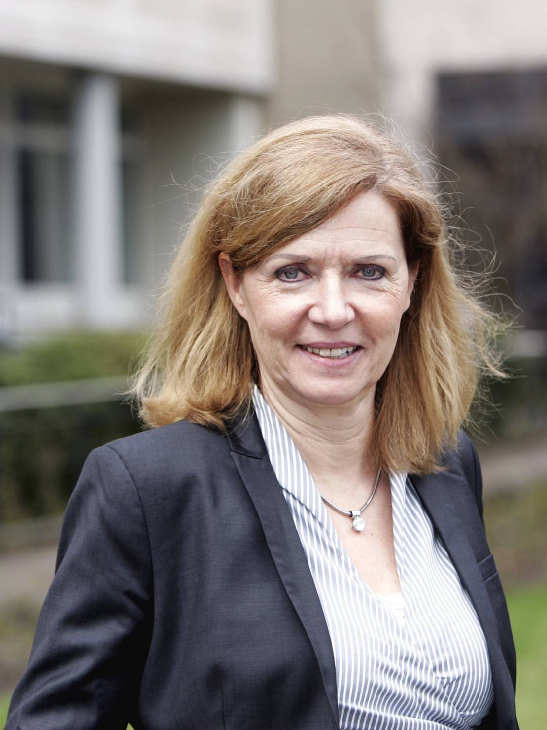 Dr. Andrea Hanke (Hochformat ab 2018)