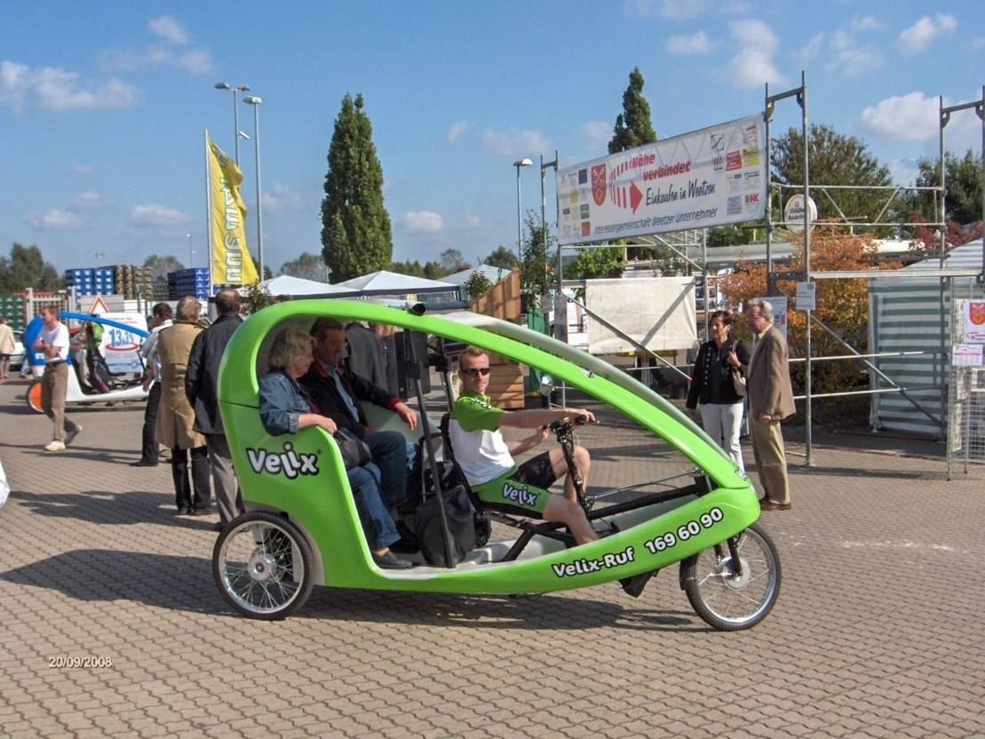 Velo Taxi auf der ROWI
