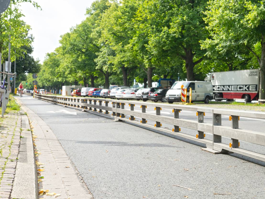 Radweg am Rudolf-von-Bennigsen-Ufer