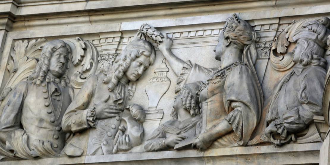 Der Fries | Rundgang um und in das Neue Rathaus | Das Neue Rathaus im ...