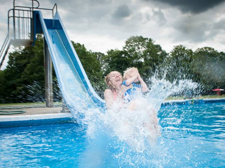 Freibad Rutsche L1307-0411 | Allgemeine Badebilder | Bäder | Bilder ...