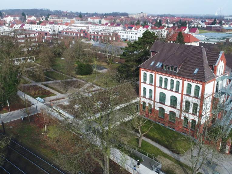 Gedenkstätte Ahlem | Erinnerungskultur | Architektur & Geschichte ...