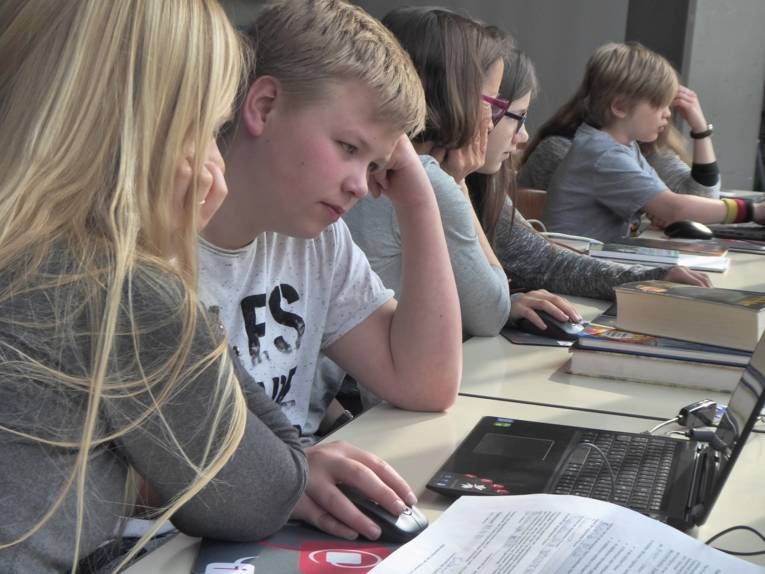 Kinder am PC