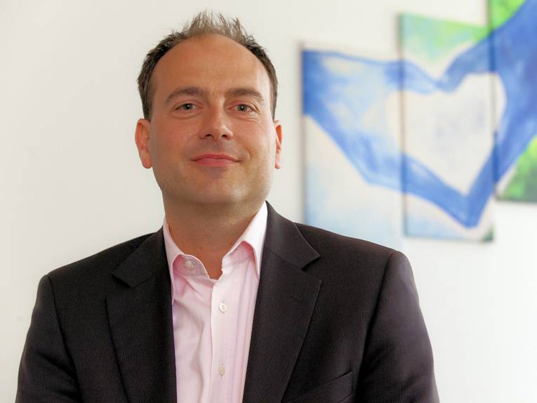 Professor Dr. Dr. Thomas Thum | MHH | Initiative Wissenschaft | Portale ...